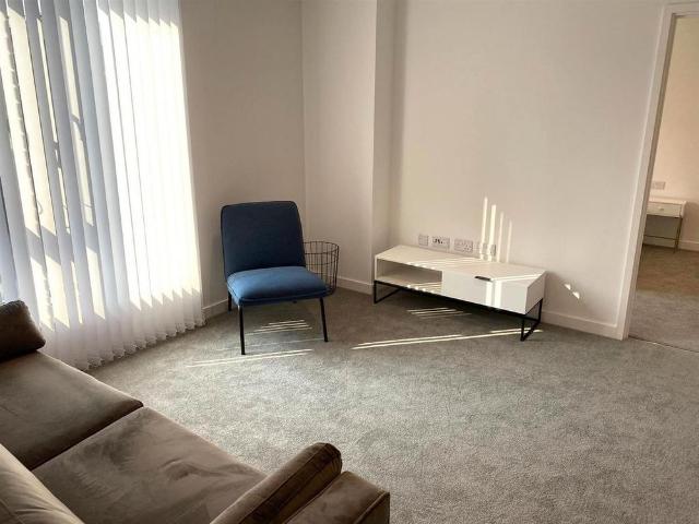 2 bedroom apartment to rent