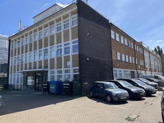 2 bedroom apartment to rent