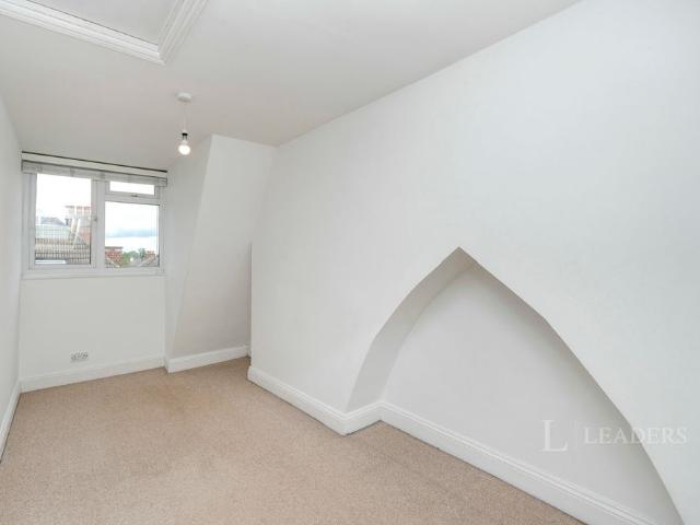 2 bedroom apartment to rent College Road, Bromley, BR1