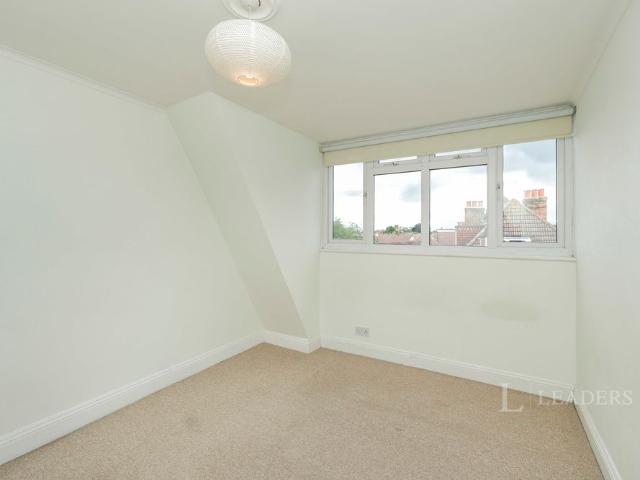 2 bedroom apartment to rent College Road, Bromley, BR1
