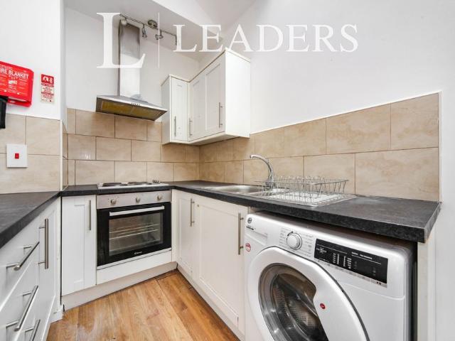 2 bedroom apartment to rent Cardiff Road, Luton, Bedfordshire, LU1