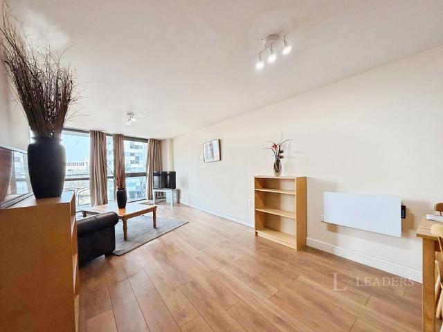 2 bedroom apartment to rent Centenary Plaza, 18 Holliday Street, Birmingham, West Midlands, B1