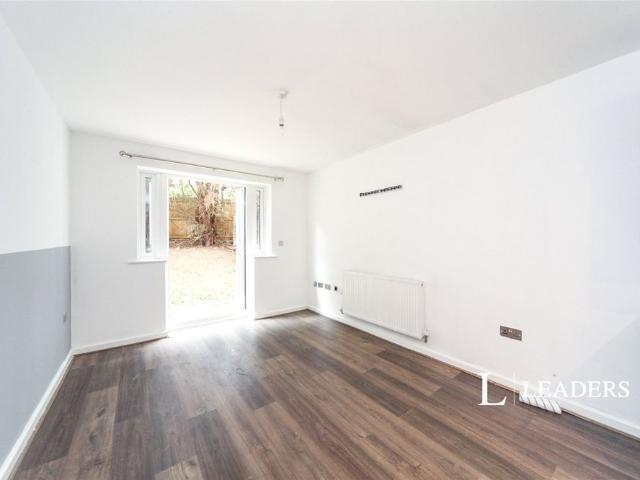 2 bedroom apartment to rent Crawley Green Road, Luton, Bedfordshire, LU2