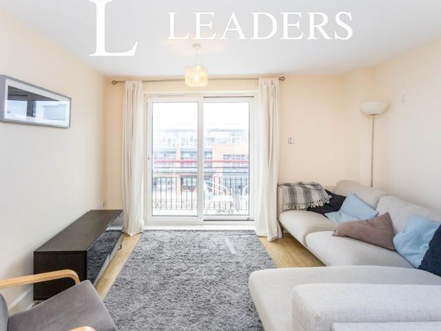 2 bedroom apartment to rent Anson Court, The Canalside, Gunwharf Quays, Portsmouth, PO1