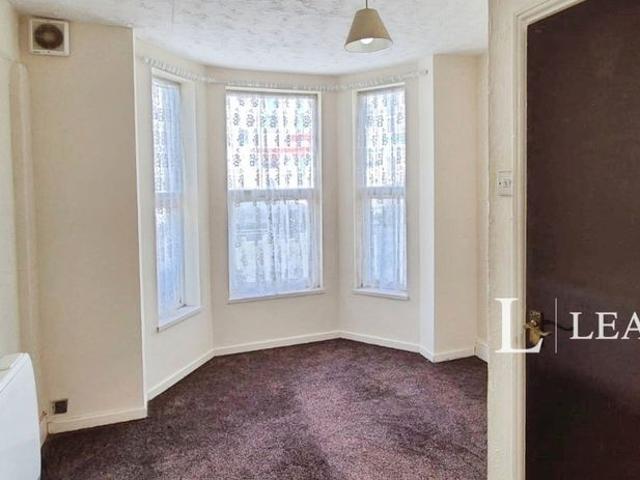 2 bedroom apartment to rent Apsley Road, Great Yarmouth, NR30