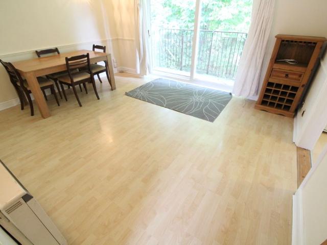 2 bedroom apartment to rent Arden Place, Luton, Bedfordshire, LU2