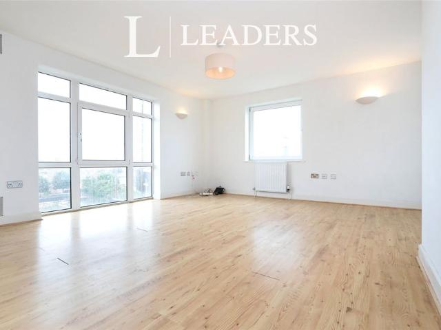 2 bedroom apartment to rent Arethusa House, Gunwharf Quays, Portsmouth, PO1