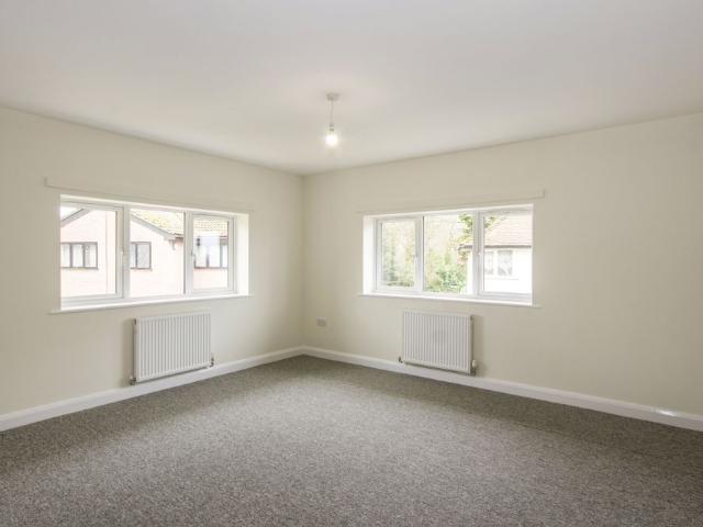 2 bedroom apartment to rent Ashley Road, Poole, BH14