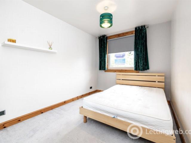 2 Bedroom Apartment to Rent at Aberdeen City, Airyhall, Broomhill, Dee, Garth, Garthdee, Hill, Seafield, England