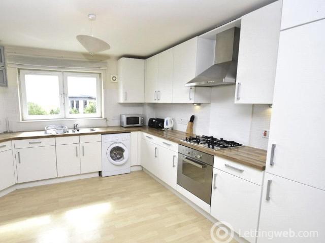 2 Bedroom Apartment to Rent at Aberdeen City, George St, Harbour, Aberdeen/West End, England