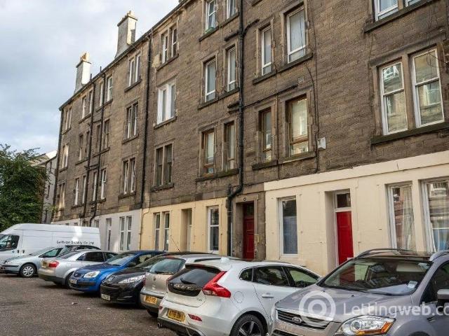 2 Bedroom Apartment to Rent at Edinburgh, Leith, Leith Walk