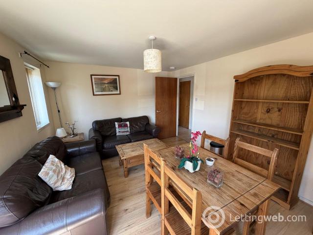 2 Bedroom Apartment to Rent at Edinburgh, Leith, Leith Walk