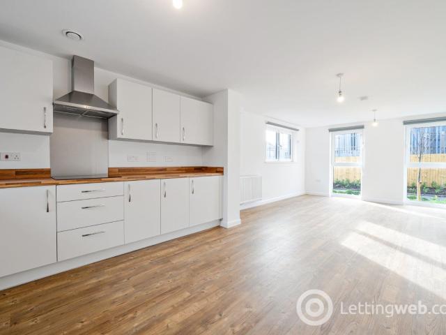 2 Bedroom Apartment to Rent at Edinburgh, Leith Walk
