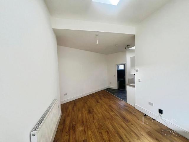 2 bedroom apartment to rent Baker Street, Alvaston, Derby, Derbyshire, DE24