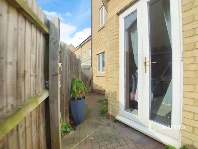 2 bedroom apartment to rent Bank Avenue, Hampton Centre, Peterborough, PE7