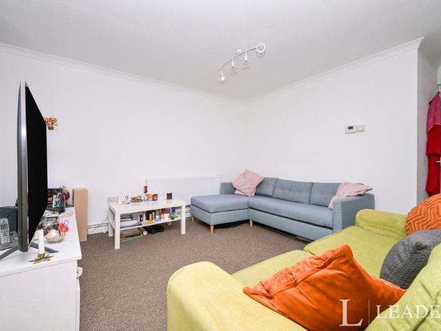 2 bedroom apartment to rent Barley Croft, Harlow, CM18