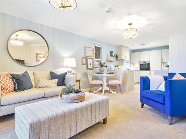 2 bedroom apartment to rent Barley Ridge Gardens, Priory Road, Stamford, PE9