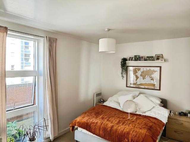 2 bedroom apartment to rent Barton Place, 3 Hornbeam Way, Manchester, M4