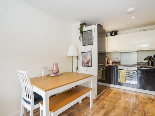 2 bedroom apartment to rent Blackfriars Court, Newsom Place, St. Albans, AL1
