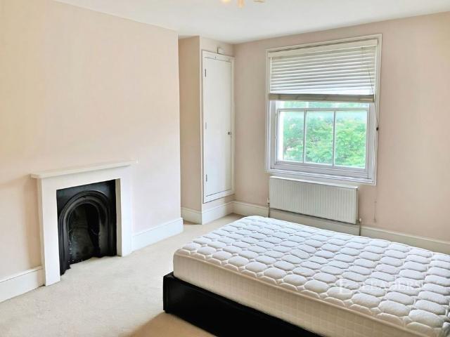 2 bedroom apartment to rent Brunswick Place, Hove, BN3