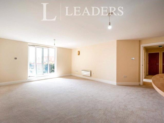 2 bedroom apartment to rent Brecon House, The Canalside, Portsmouth, PO1