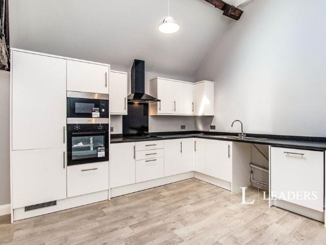 2 bedroom apartment to rent Broad Street, Worcester, WR1