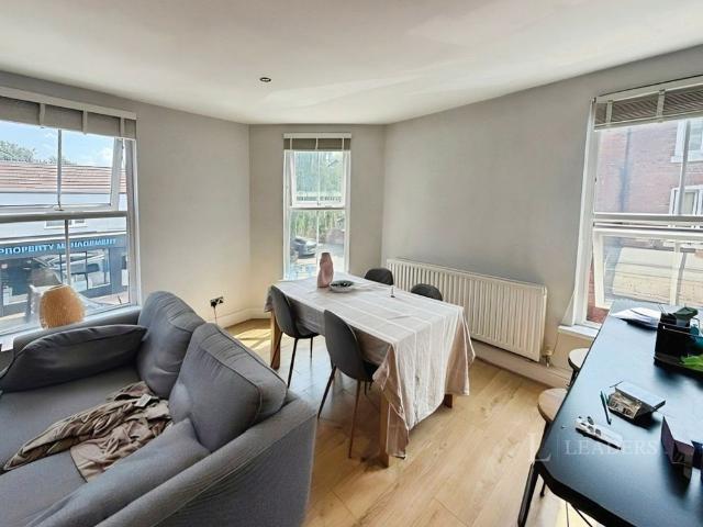 2 bedroom apartment to rent Burton Road, Manchester, M20