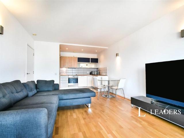 2 bedroom apartment to rent Goulden Street, Manchester, Greater Manchester, M4