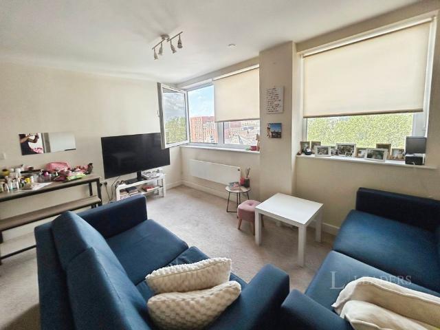 2 bedroom apartment to rent Gower Street, Derby, DE1