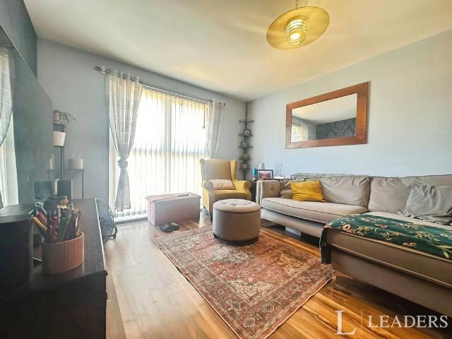 2 bedroom apartment to rent Galleries Court, 12 Kenway, Southend on Sea, SS2
