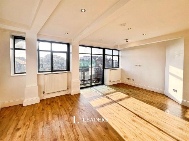 2 bedroom apartment to rent George Street, Nottingham, Nottinghamshire, NG1