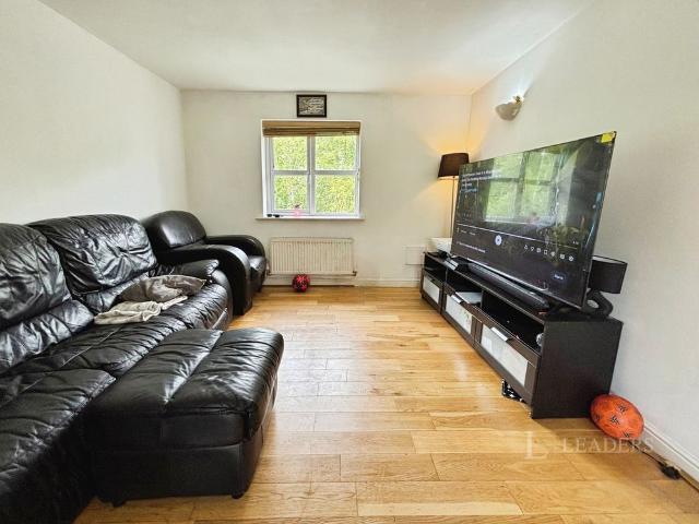2 bedroom apartment to rent Greenwood Road, Wythenshawe, Manchester, M22