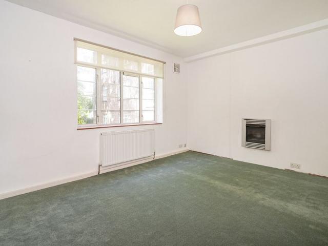 2 bedroom apartment to rent Dowson Court, Belmont Grove, London, SE13