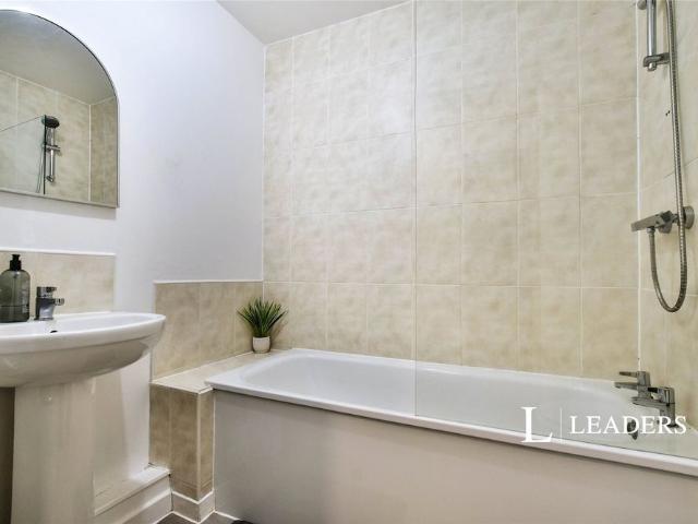 2 bedroom apartment to rent Derwent Street, Salford, Greater Manchester, M5