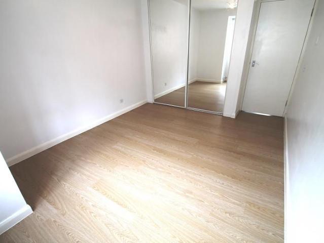 2 bedroom apartment to rent Dunvegan House, Garlands Road, Redhill, RH1