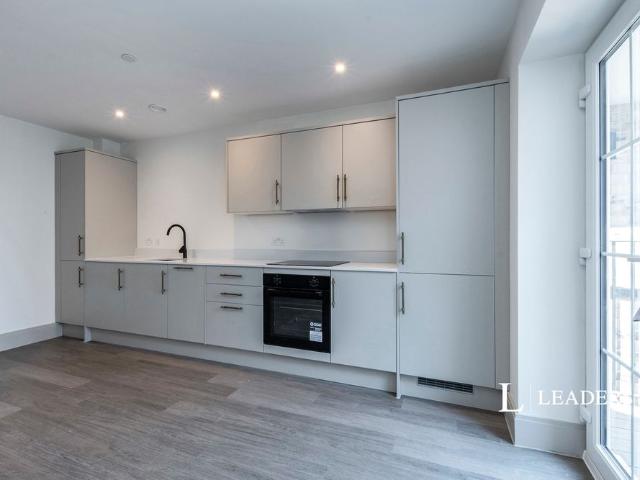 2 bedroom apartment to rent Durley Road, Bournemouth, Dorset, BH2