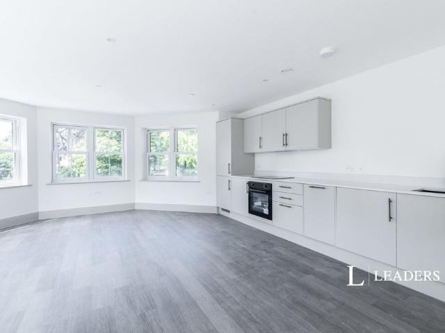2 bedroom apartment to rent Durley Road, Bournemouth, Dorset, BH2