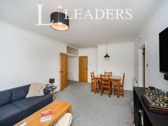 2 bedroom apartment to rent Fourth Avenue, Hove, BN3