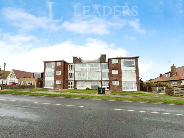 2 bedroom apartment to rent Kings Court, Kings Parade, Holland on Sea, Clacton on Sea, CO15