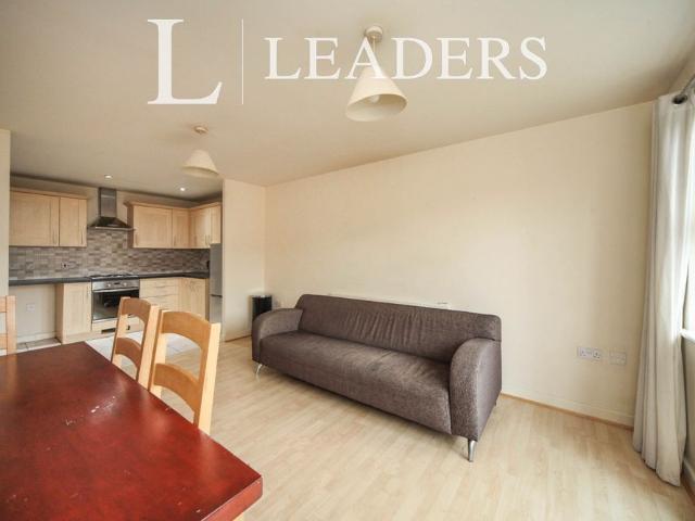 2 bedroom apartment to rent Holly Street, Luton, Bedfordshire, LU1