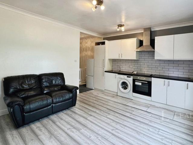 2 bedroom apartment to rent Havelock Road, Luton, Bedfordshire, LU2