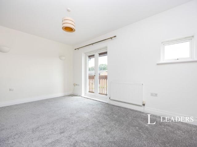 2 bedroom apartment to rent Henderson Avenue, Guildford, GU2