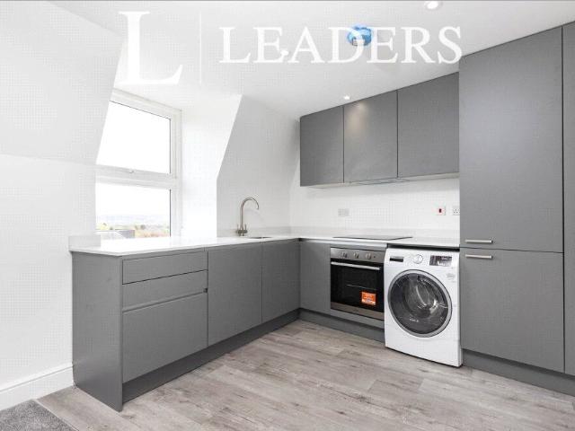 2 bedroom apartment to rent High Street, Sevenoaks, Kent, TN13