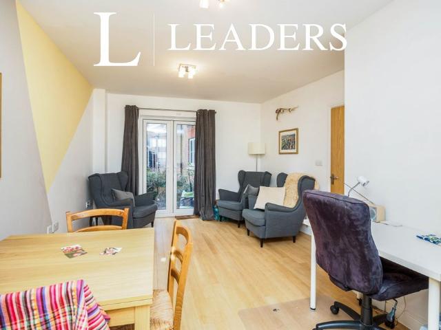 2 bedroom apartment to rent High Street, Tonbridge, TN9