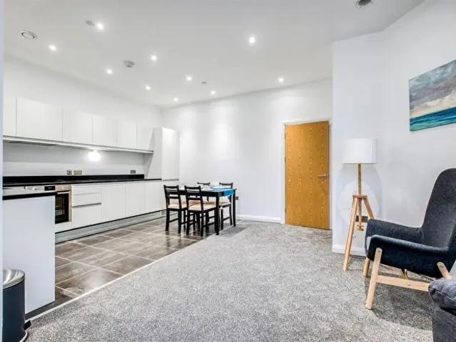 2 Bedroom Apartment To Rent In Corporation Street, Coventry, CV1