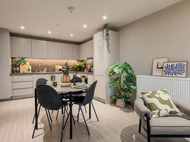 2 Bedroom Apartment To Rent In Candleriggs, Trongate, Glasgow, G1