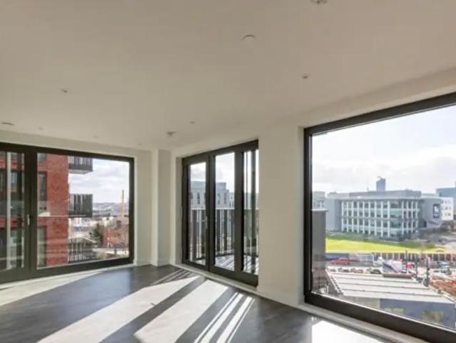2 Bedroom Apartment To Rent In Cardigan Wharf, Glasswater Locks, Pitt Street, Birmingham, B4