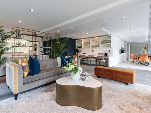 2 bedroom apartment to rent in Casson Square, Southbank SE1
