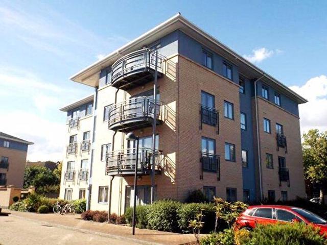 2 Bedroom Apartment To Rent In Castle Quay Close, Nottingham, NG7