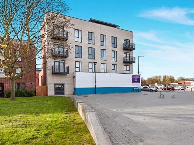 2 Bedroom Apartment To Rent In Castleward Boulevard, Derby, DE1